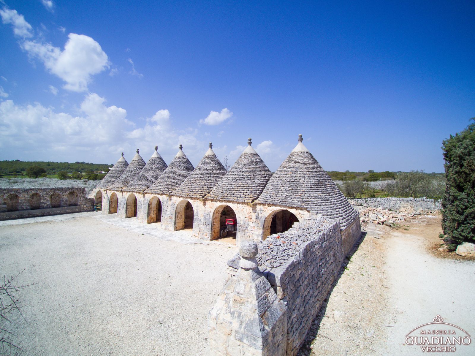 Masseria Guadiano Vecchio - La masseria dall'esterno - www ...